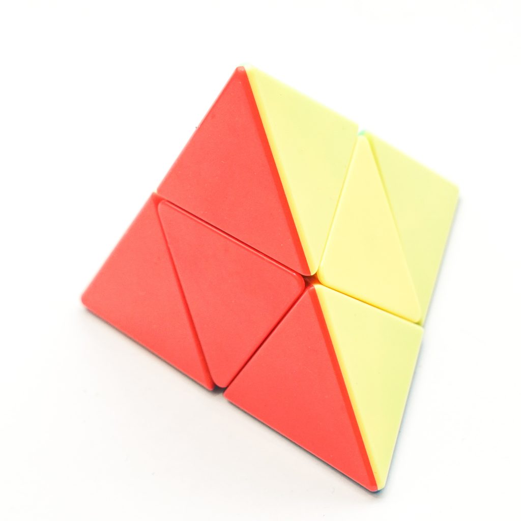 YJ Pyramorphix (Pyraminx 2×2) – Thế Giới Rubik