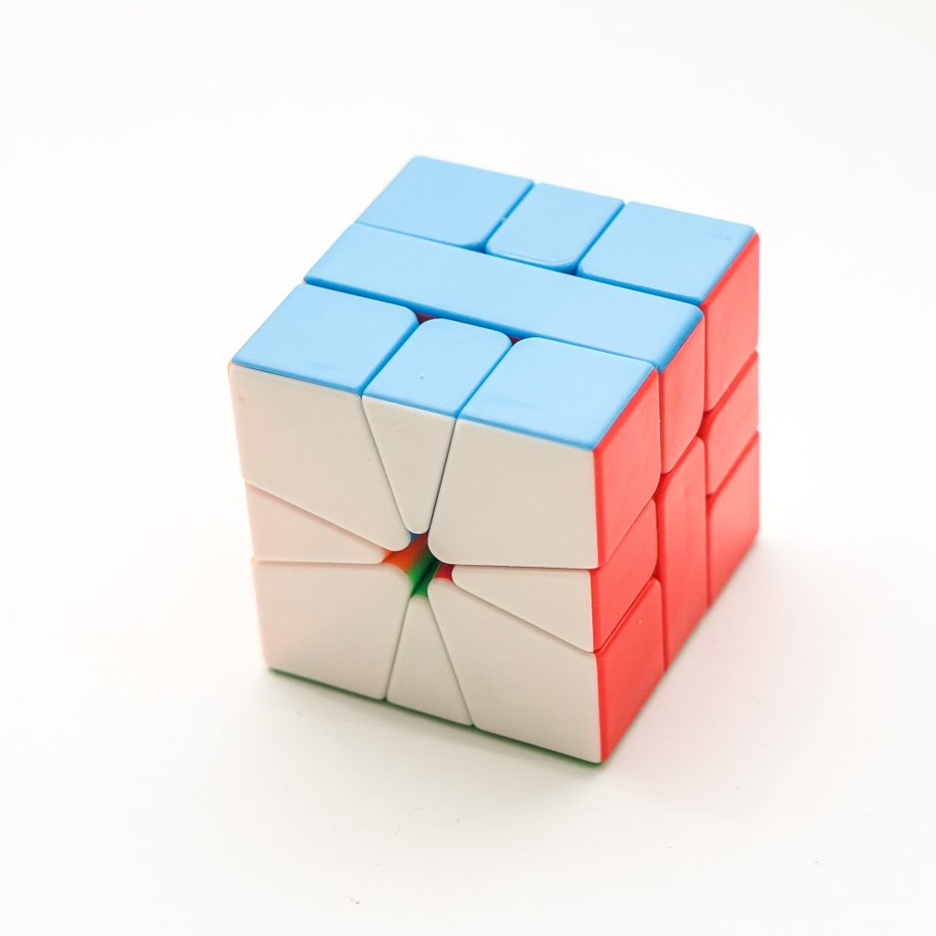 Square-1 – Thế Giới Rubik