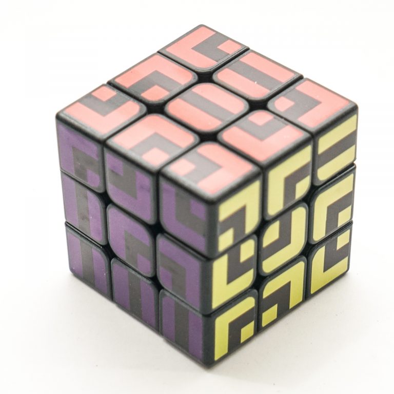 Z-cube Maze 3×3 – Thế Giới Rubik